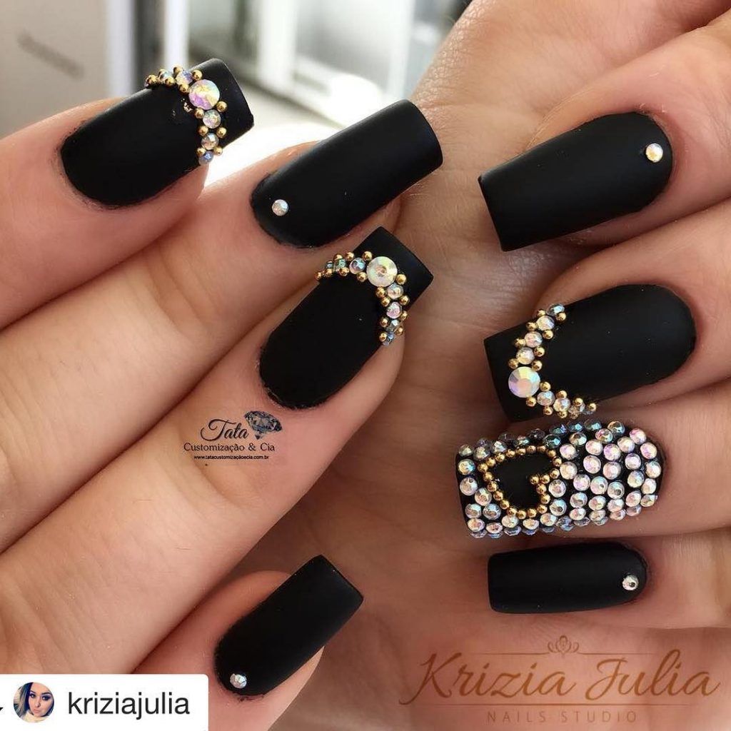 Unhas Decoradas Escuras: 50 Modelos de Tons Escuros