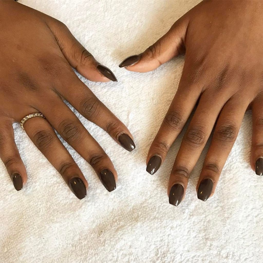 Unhas Decoradas Escuras: 50 Modelos de Tons Escuros