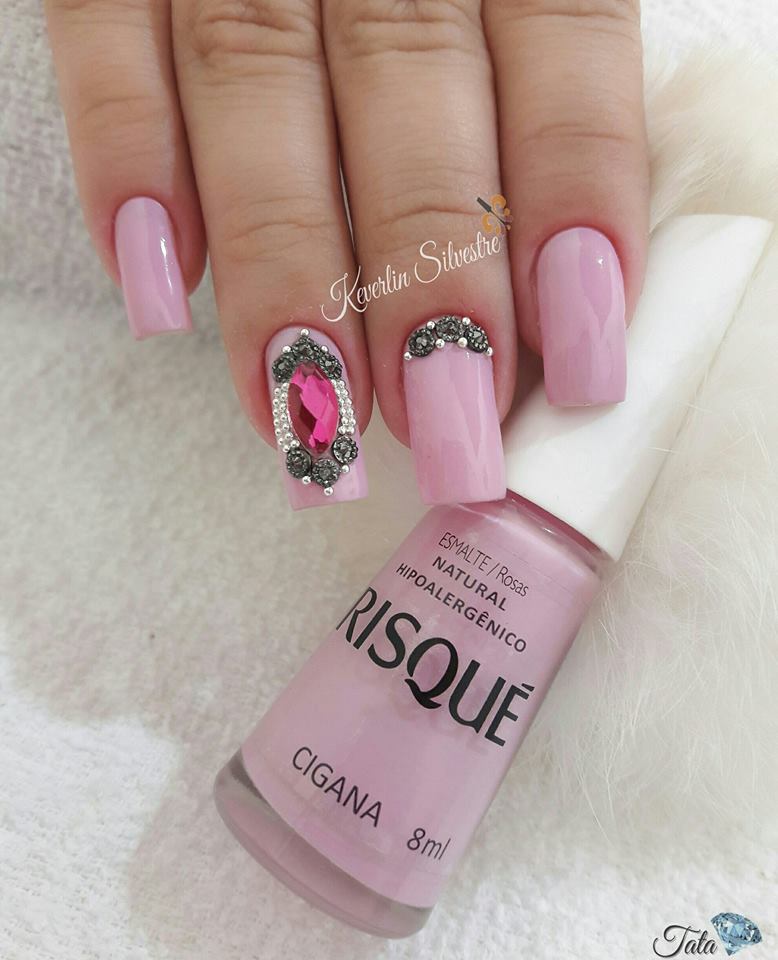 Unhas Rosas: 112 Ideias com tons de rosa e estilos