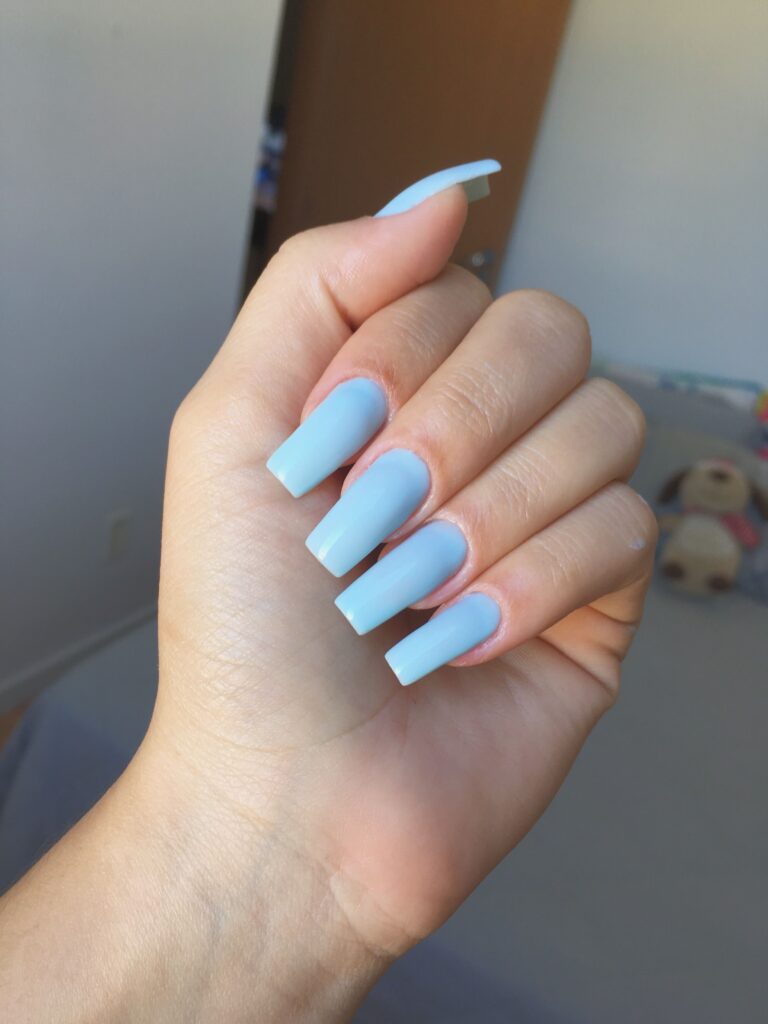 Unhas Azul: 80 Ideias e Cores Diferentes para se Inspiradora