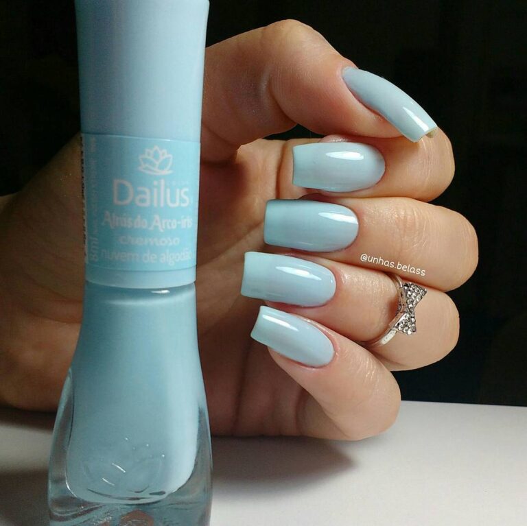 Unhas Azul: 80 Ideias e Cores Diferentes para se Inspiradora
