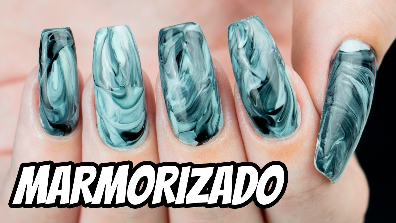 Unhas marmorizadas: 70 Ideias lindas e várias formas de como fazer
