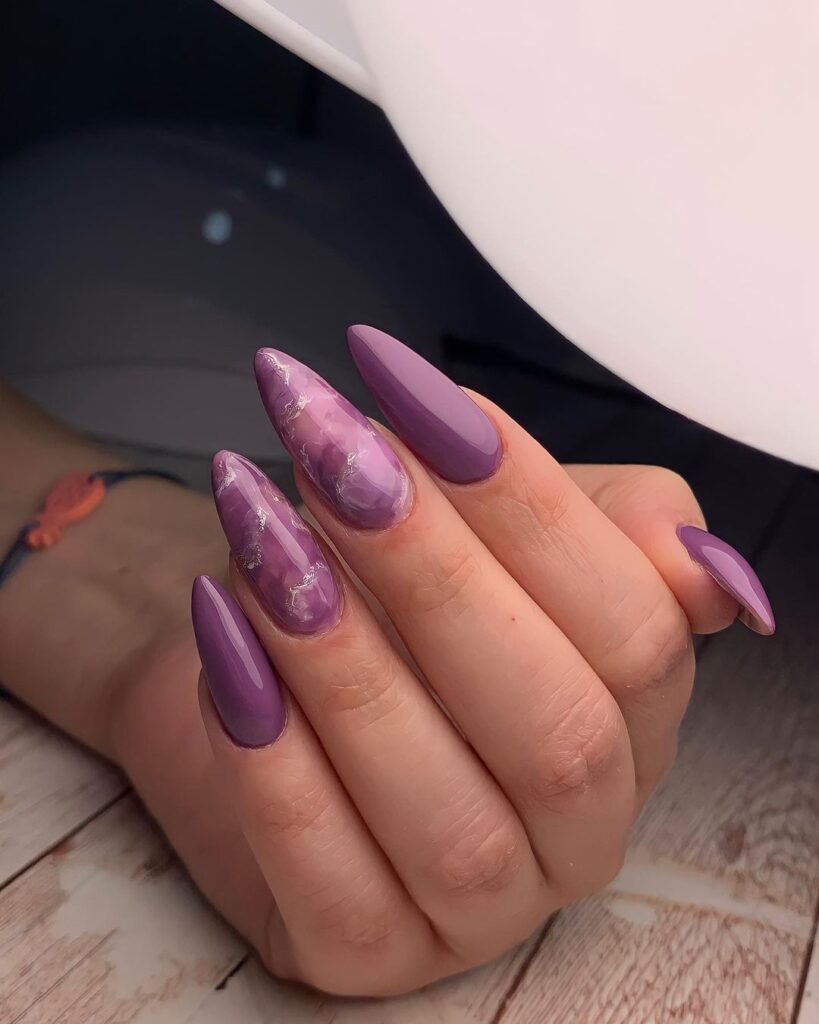 Unhas marmorizadas: 70 Ideias lindas e várias formas de como fazer