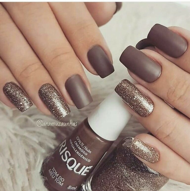 Unhas marrom: Veja 80 Ideias Inovadoras de cores para se inspirar